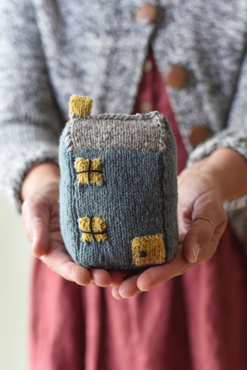 Tall House Pattern – Barrett Wool Co.