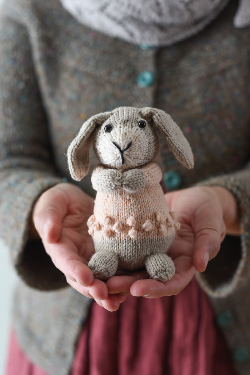 Spring Bunny Pattern – Barrett Wool Co.